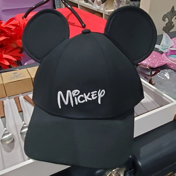 Disney | Accessories | Adult Mickey Mouse Hat Baseball Cap With Ears ...